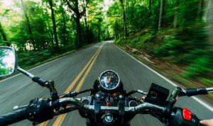 Motorcycle Downshifting Techniques: The Best Ones | Gear Honest